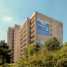 Eislerova dormitory (Jarov III.F) – Prague University of Economics and ...